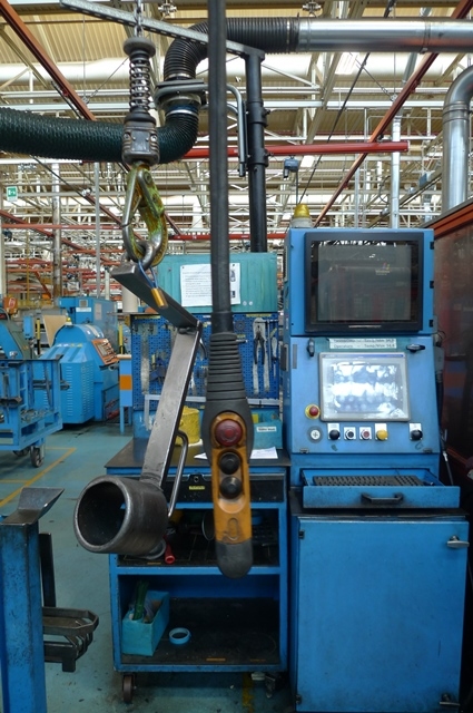 Demag Chain hoists with KBK monorail systems