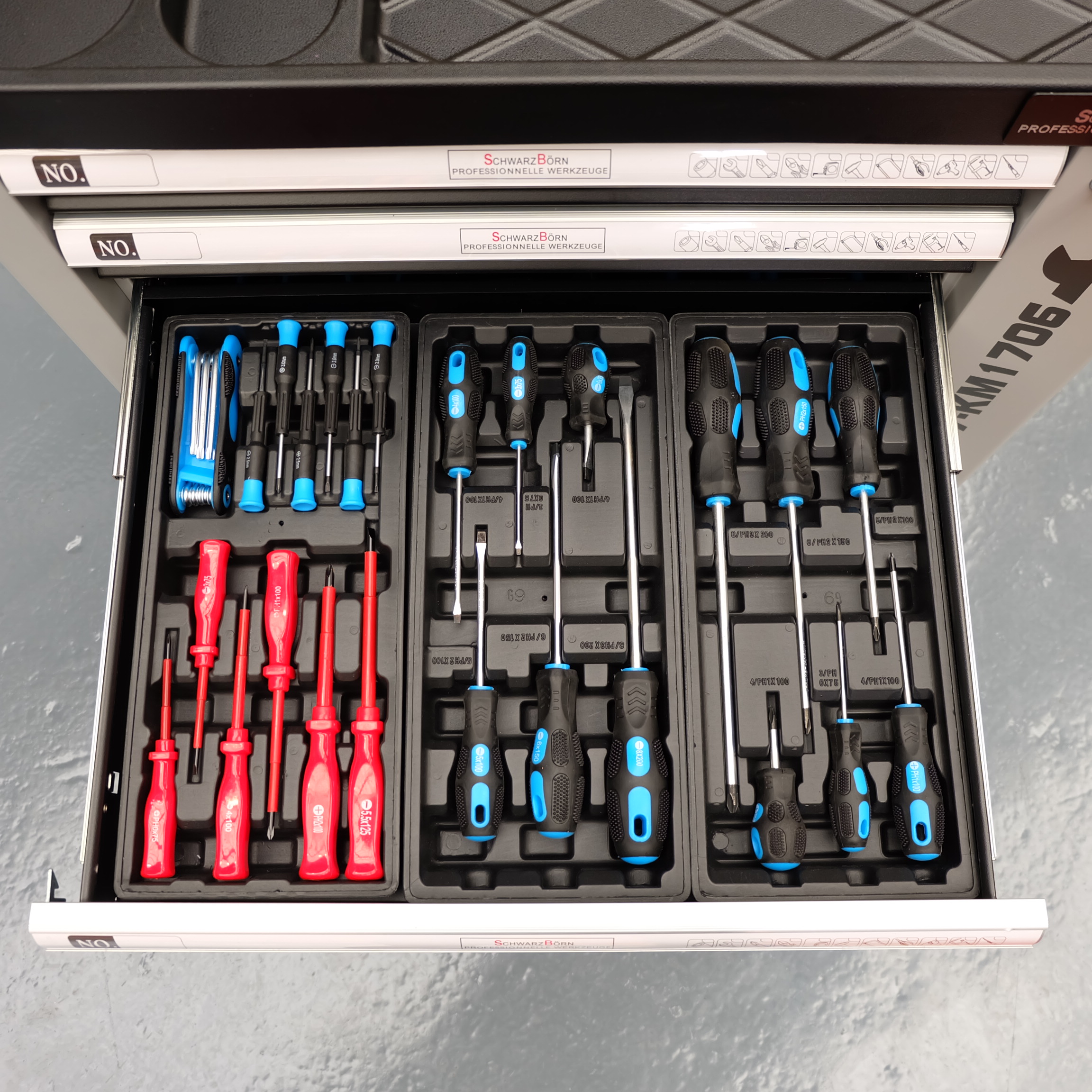 Kraft Muller 6 Drawer Mobile Tool Cabinet with Tools