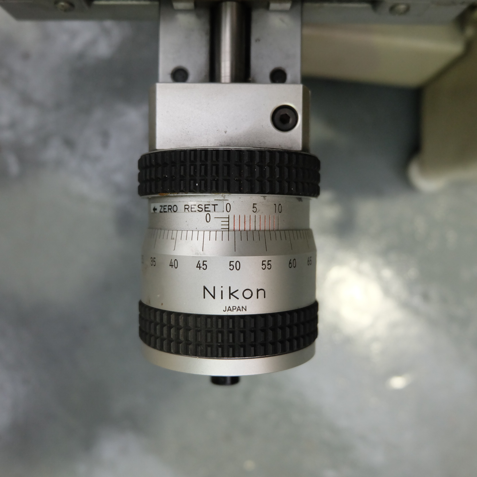 Nikon Model V10 Profile Projector