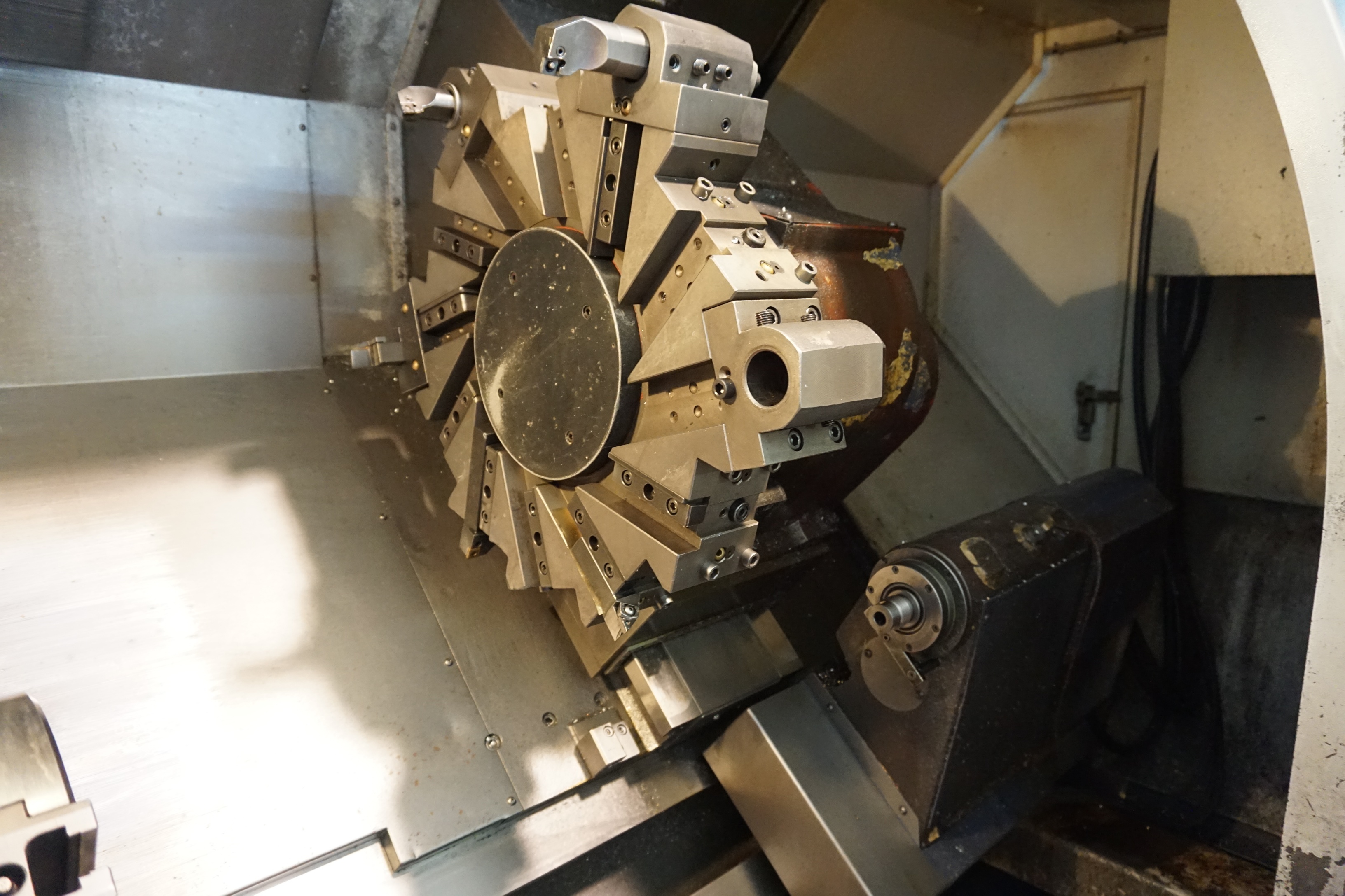 Supermax YCM-TC-36W CNC Lathe