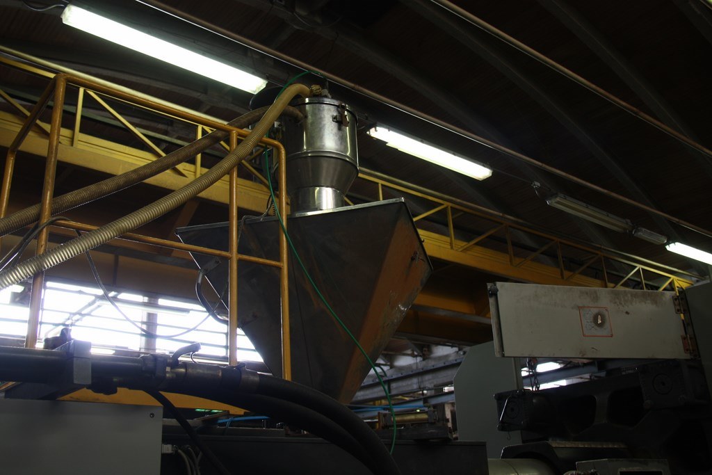 Piovan C30IX 3-Phase Hopper Feeder
