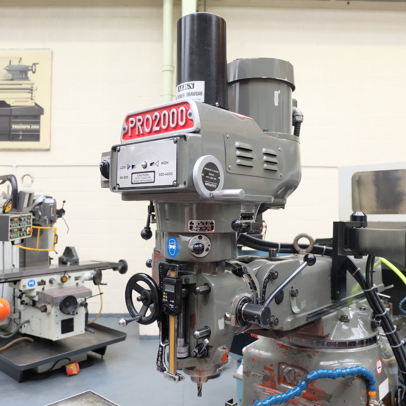 XYZ Pro 2000 Programmable Turret Milling Machine