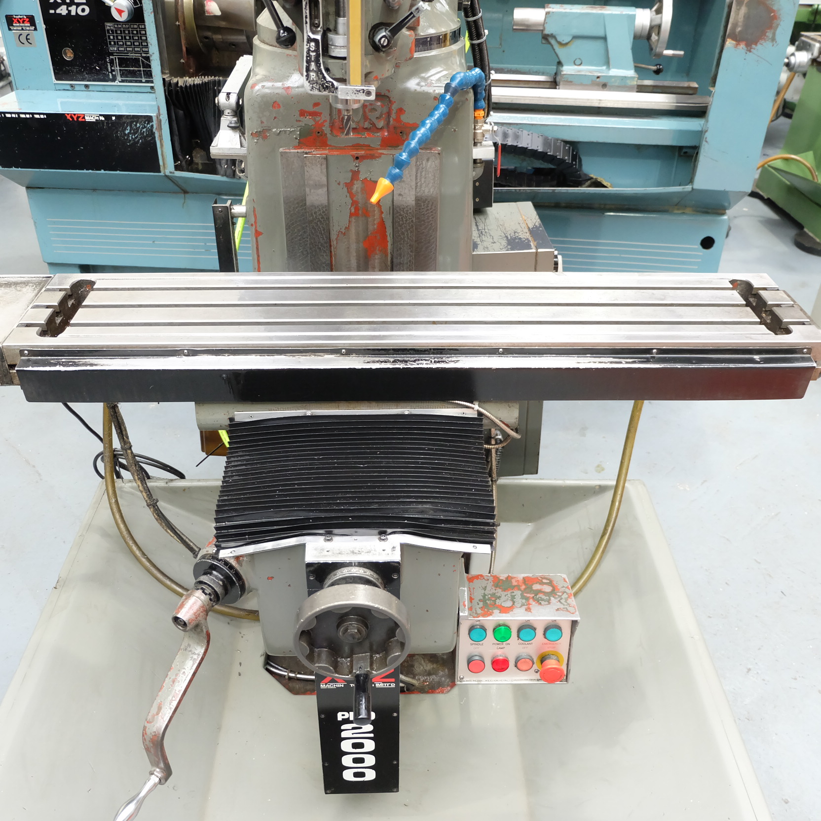 XYZ Pro 2000 Programmable Turret Milling Machine