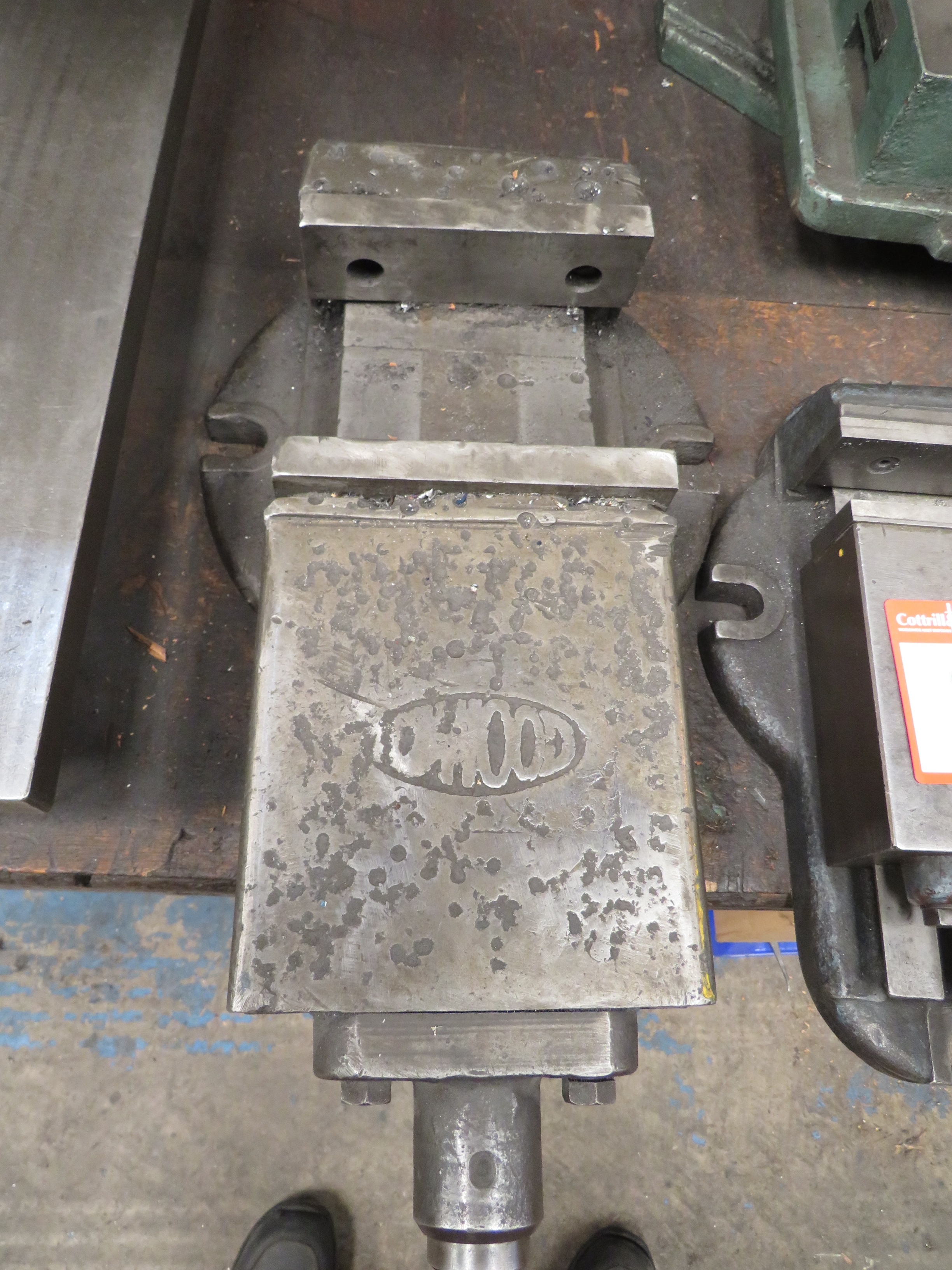 (2) Swivel Machine Vices