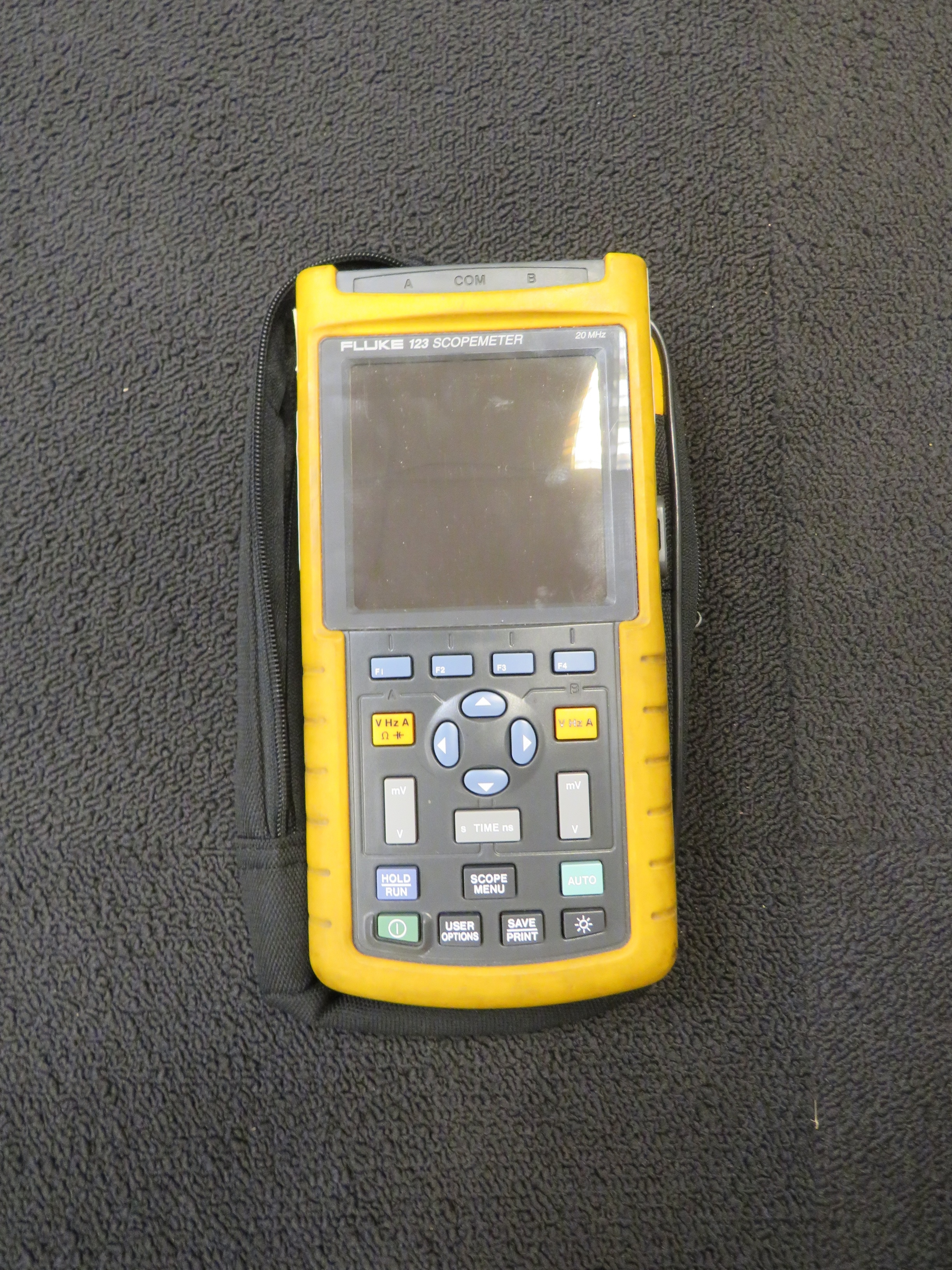 Fluke 123 Scopemeter
