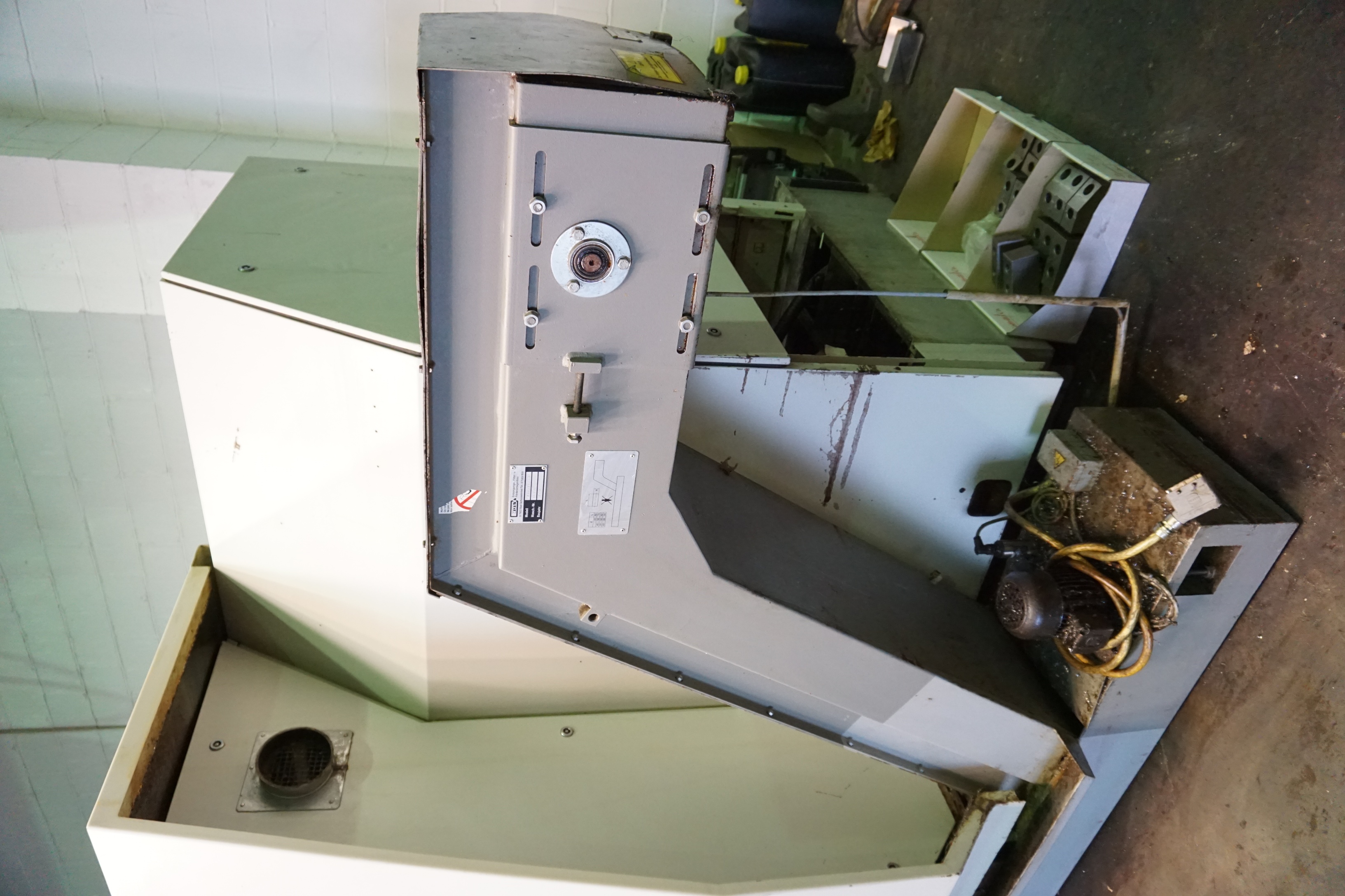 Traub TNA500 CNC Lathe with Traub System TX 8F Control