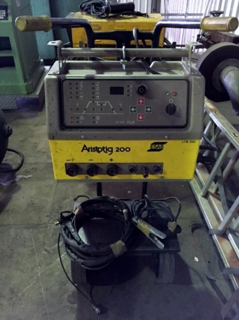 Esab Aristotig 200 Amp Tig Welder