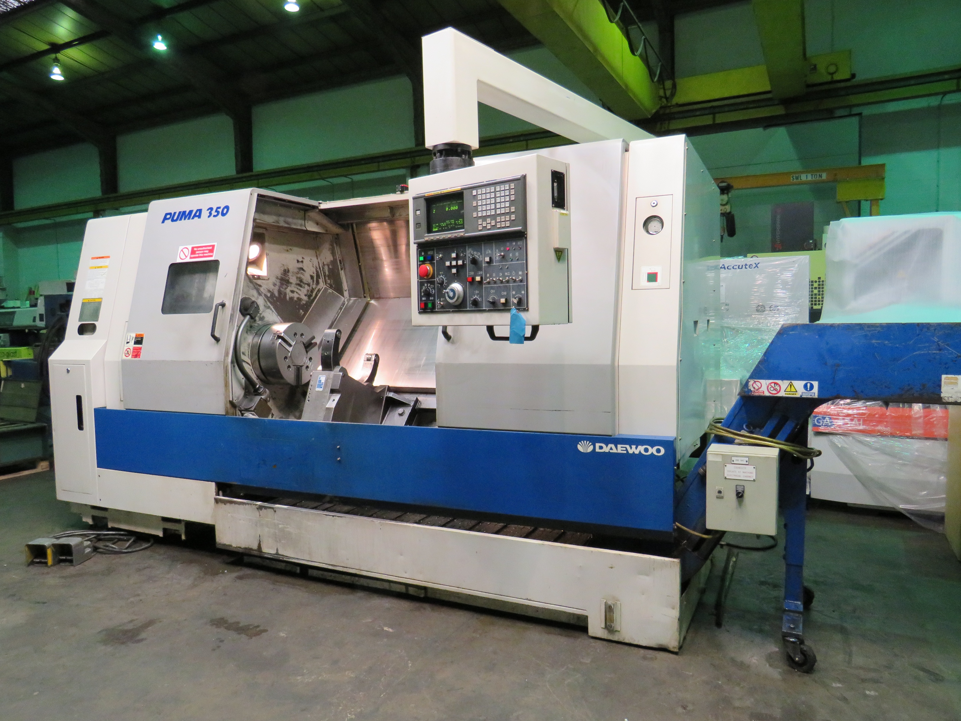 Doosan Puma 350 CNC Lathe