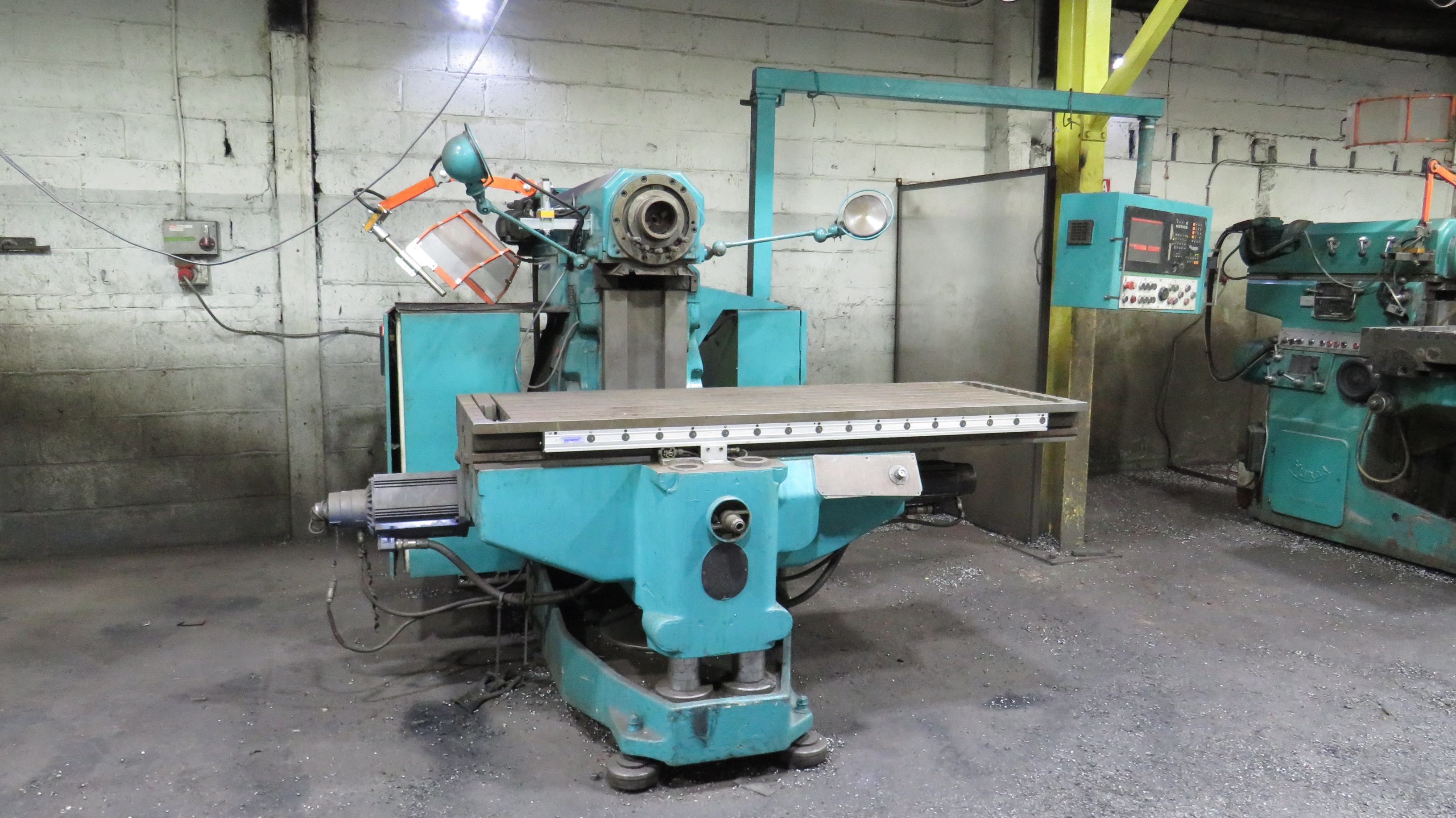 Huron M66 355 Milling Machine
