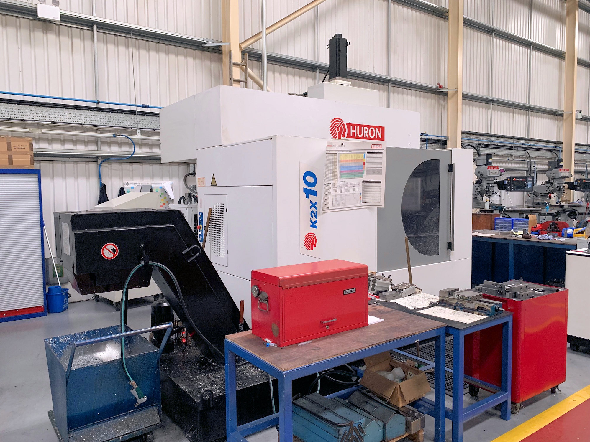 Huron K2X 10 3-Axis Vertical Machining Centre