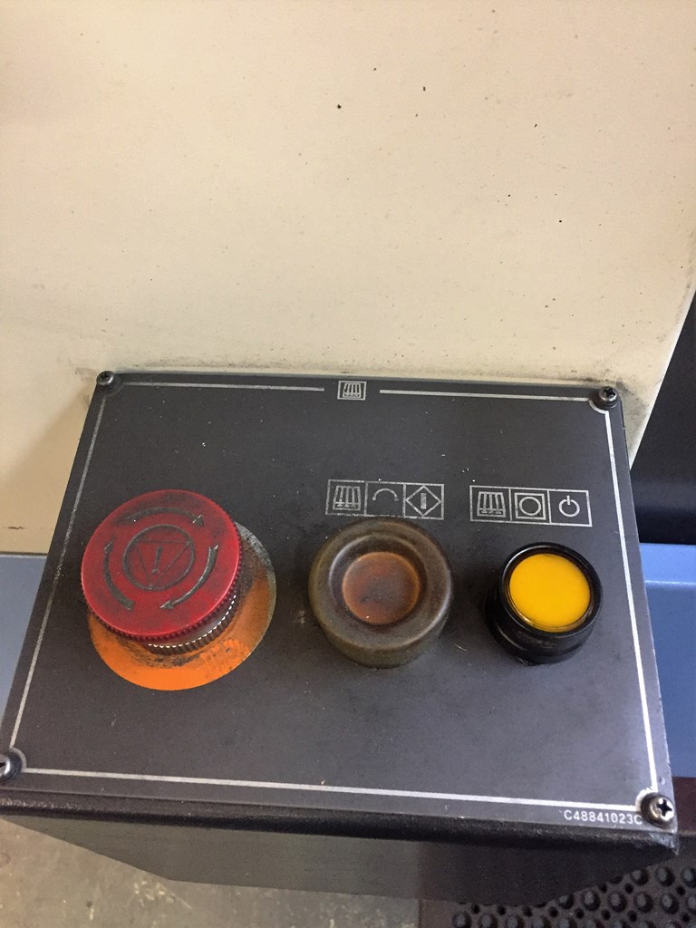 Doosan VC510 3 Axis Twin Pallet Vertical Machining Centre