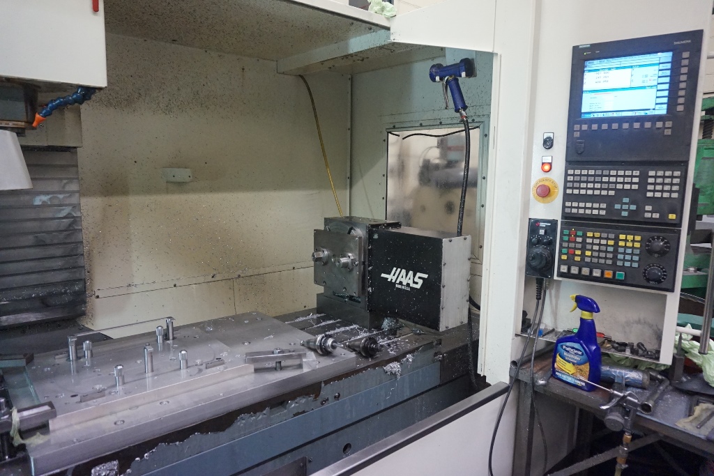 Cincinnati Lamb CFV1300 Machining Centre