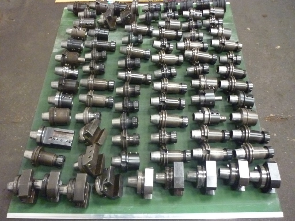 Hitachi Seiki Super HiCell 25 Model CH250 CNC Lathe