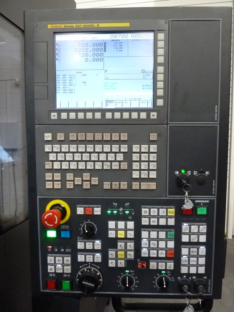 Doosan Puma 700LY Heavy Duty CNC Turning Centre with Fanuc 32i Control