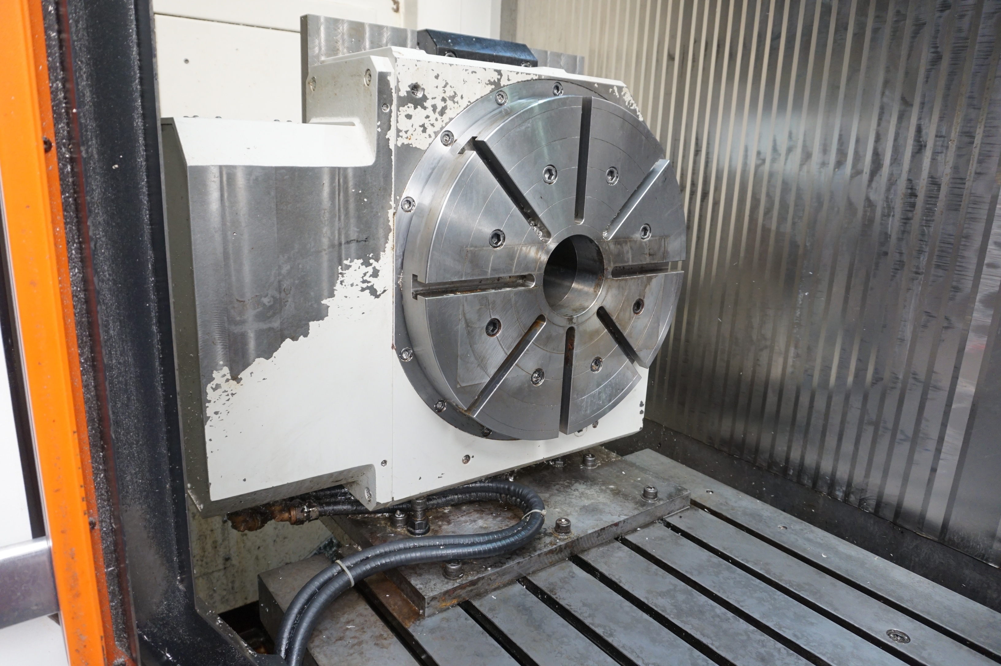 Mazak VTC 800/20SR 5 Axis Vertical Machining Centre