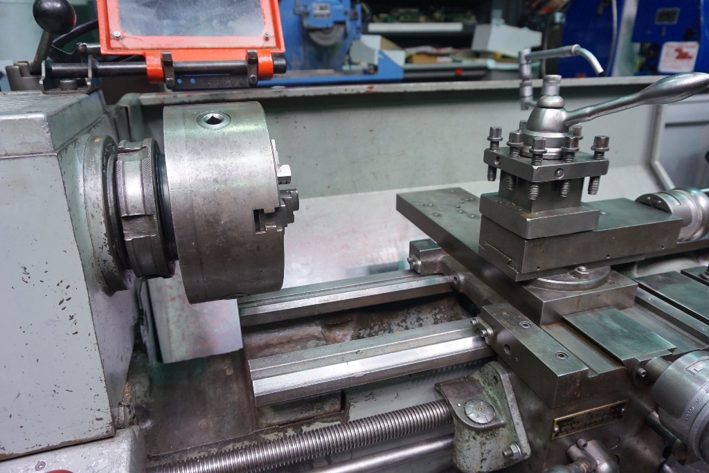 Colchester Master Lathe