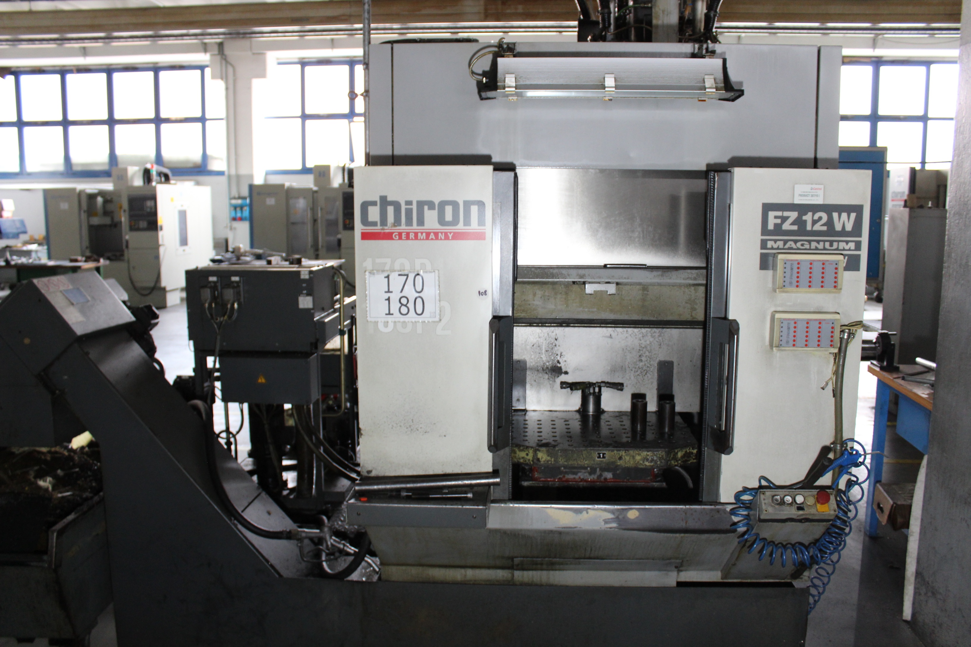 Chiron FZ 12W Vertical Machining Centre