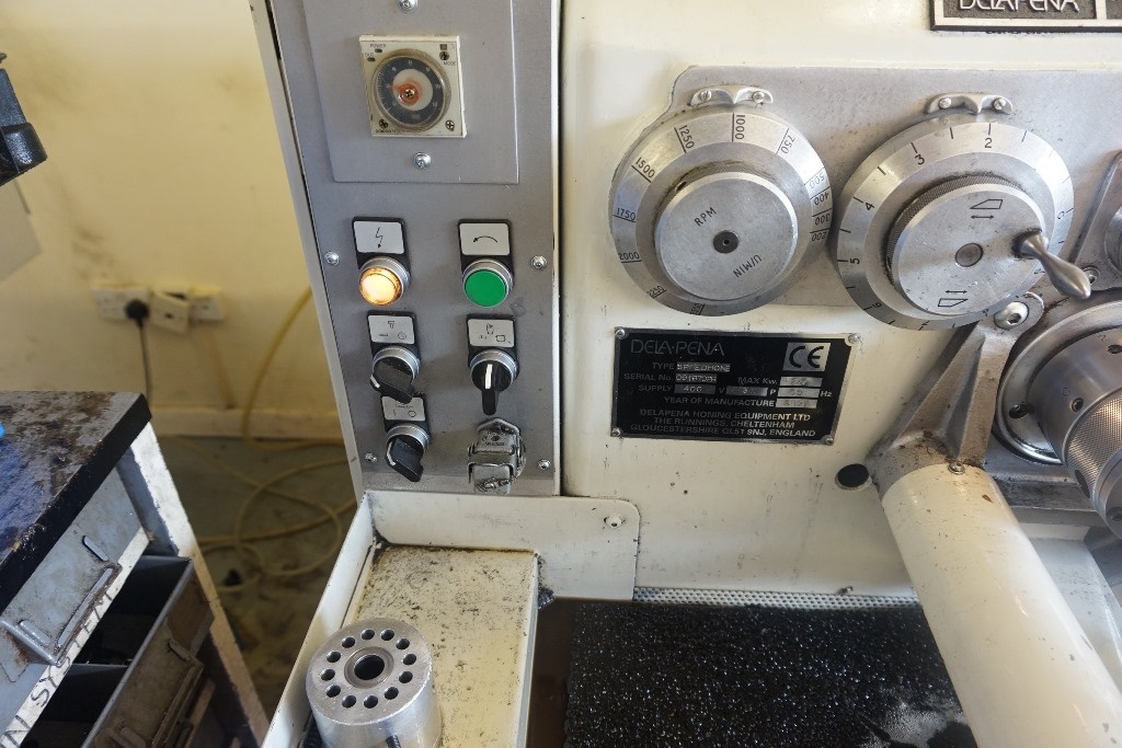 Delapena Speedhone EA Honing Machine