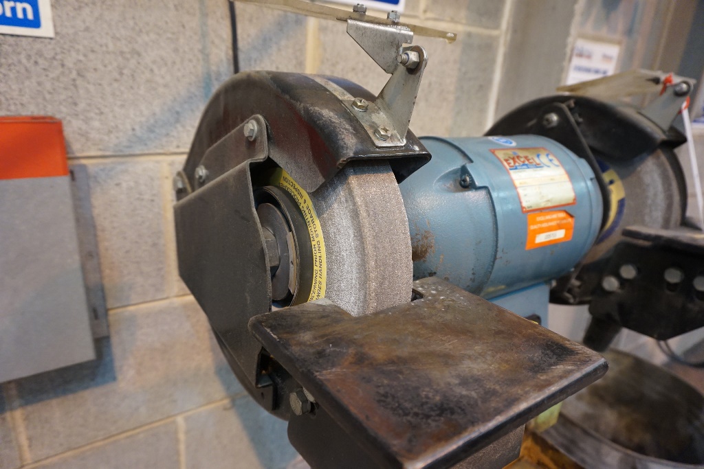 Excel GRB-203 Pedestal Grinder