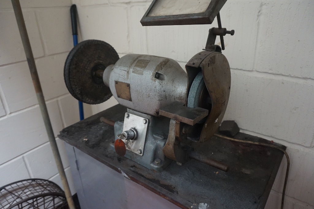 Polishing Mop and Grinder