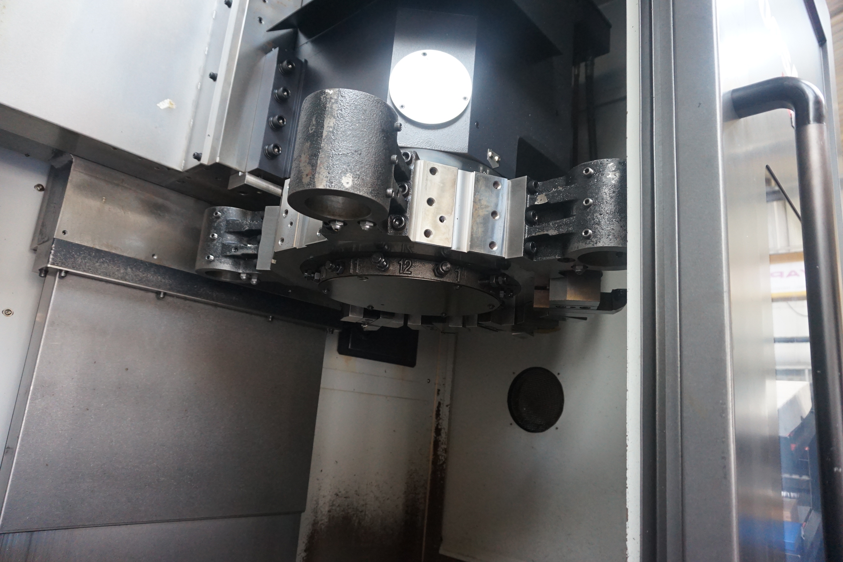 Doosan VT900 2SP Vertical Turning Centre