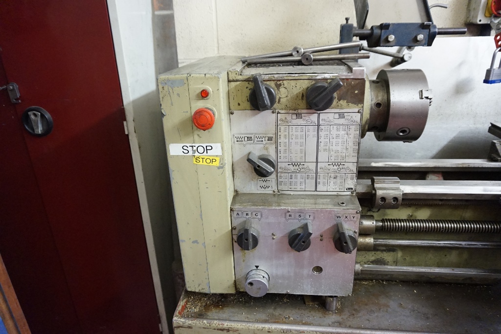 Harrison 600 Lathe