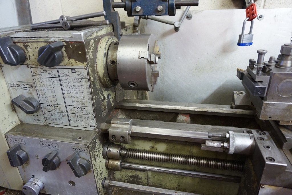 Harrison 600 Lathe