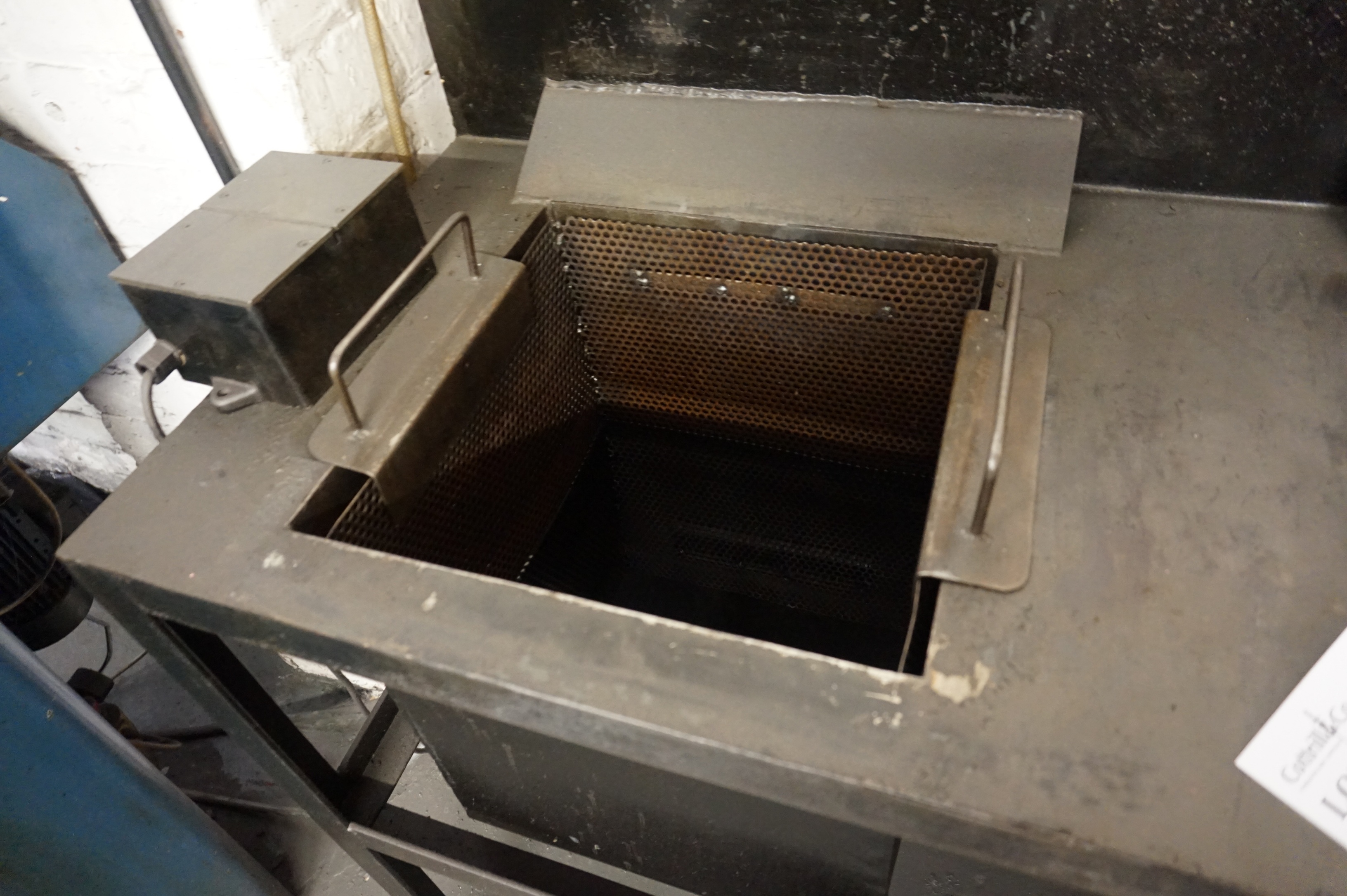 Quenching Tanks 4ft x 19’’