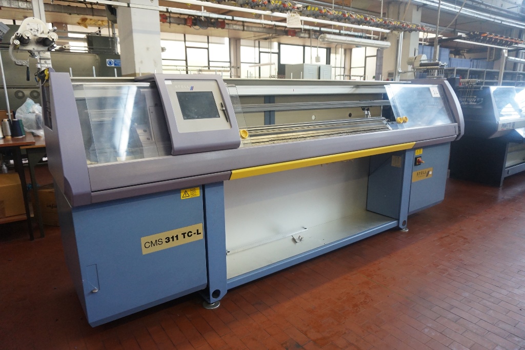 Stoll Model CMS 311 TC-L Flat Knitting Machine