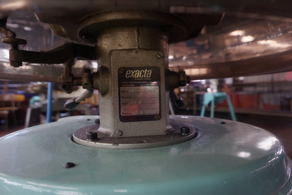 Exacta Standard 16 Gauge Linking Machine