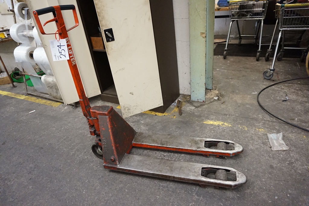 Compair Broomwade 'VMHD 500' Air Compressor