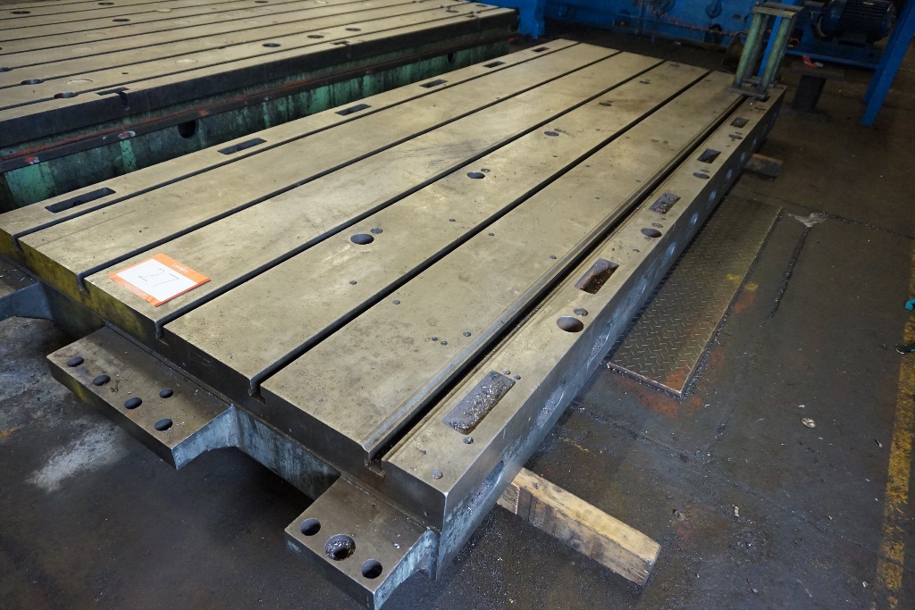 T Slotted Floor Plate 3750 x 1525mm