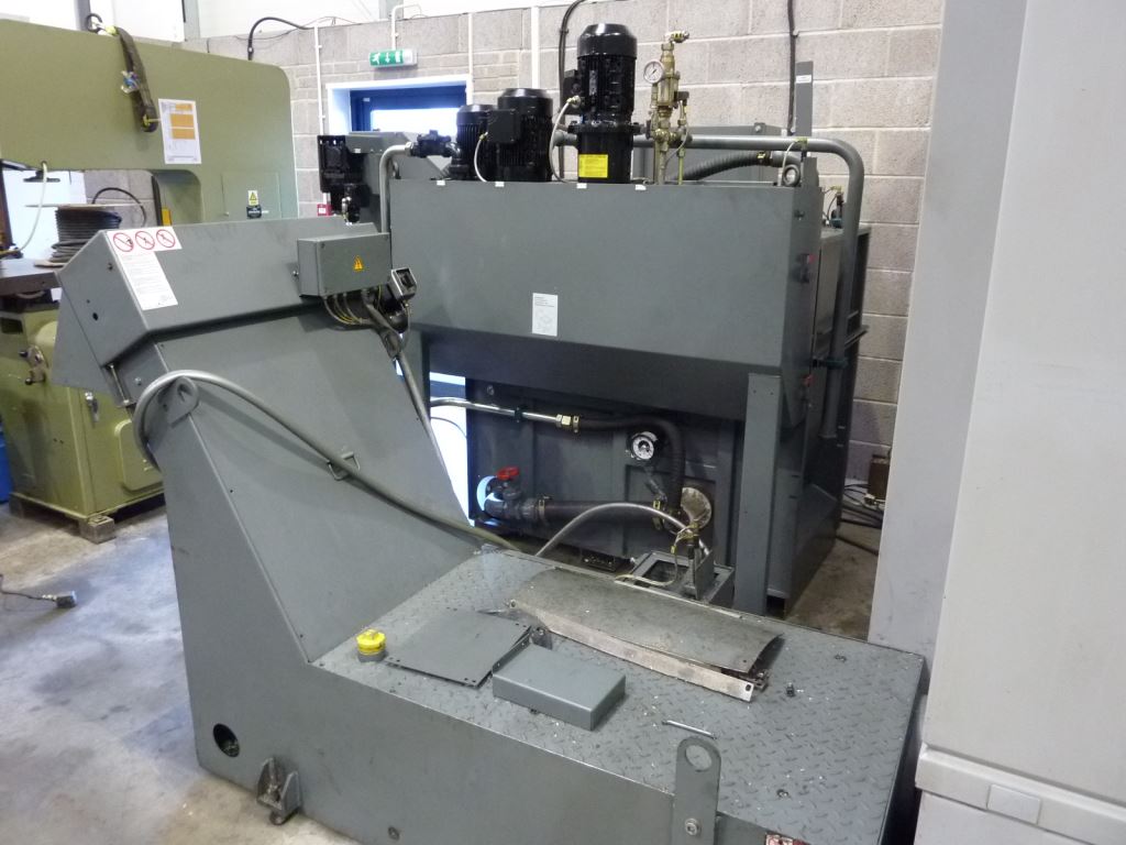 Chiron Mill 2000 4-Axis Vertical Machining Centre