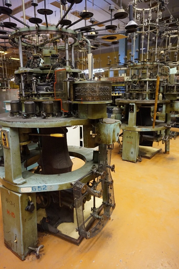 Bentley Type RTR8 18’’ Circular Knitting Machine