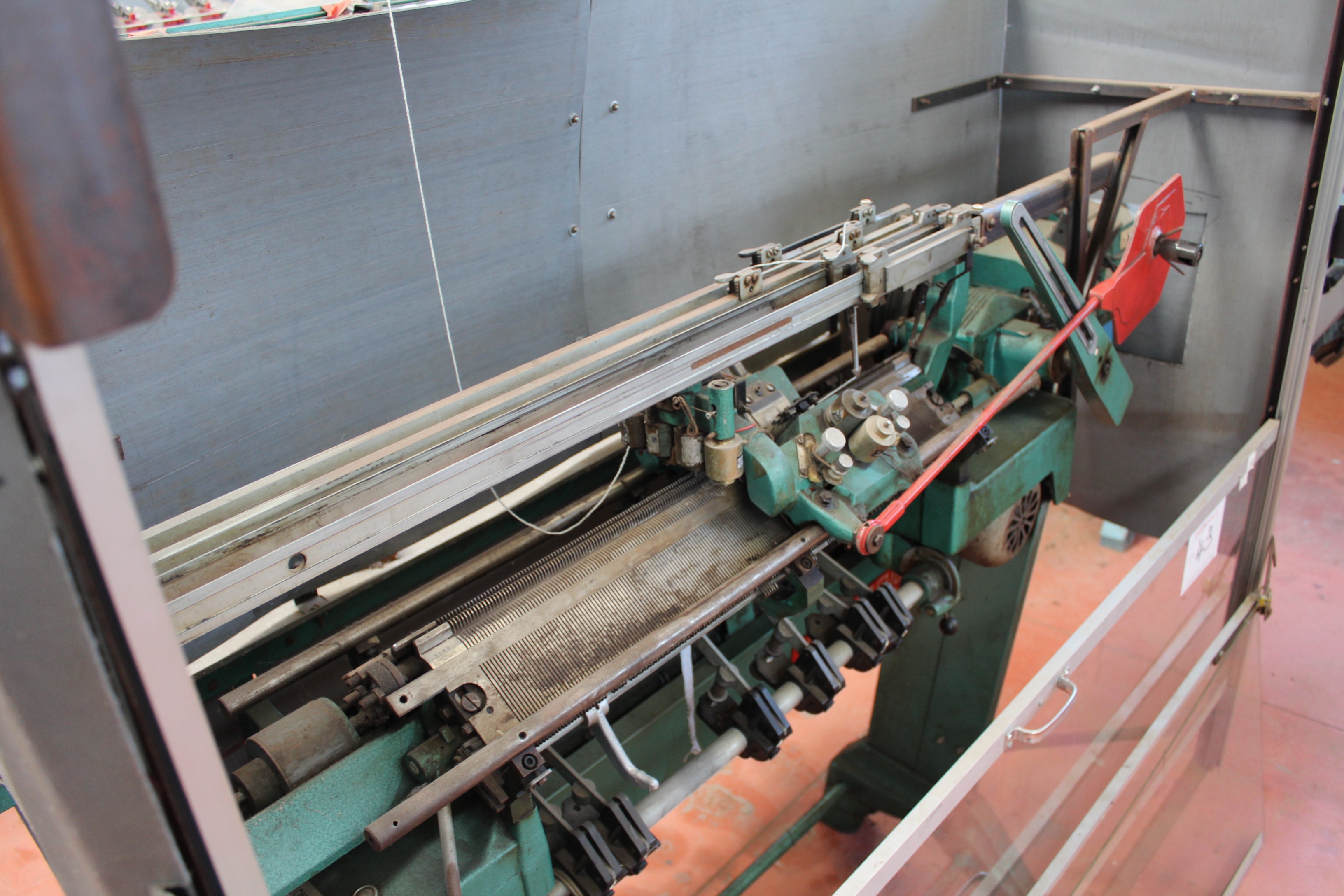 Scomar Flat Bed Knitting Machine