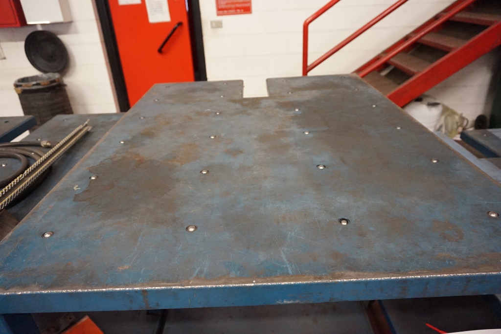 Qty of Adjustable Roller Ball Tables