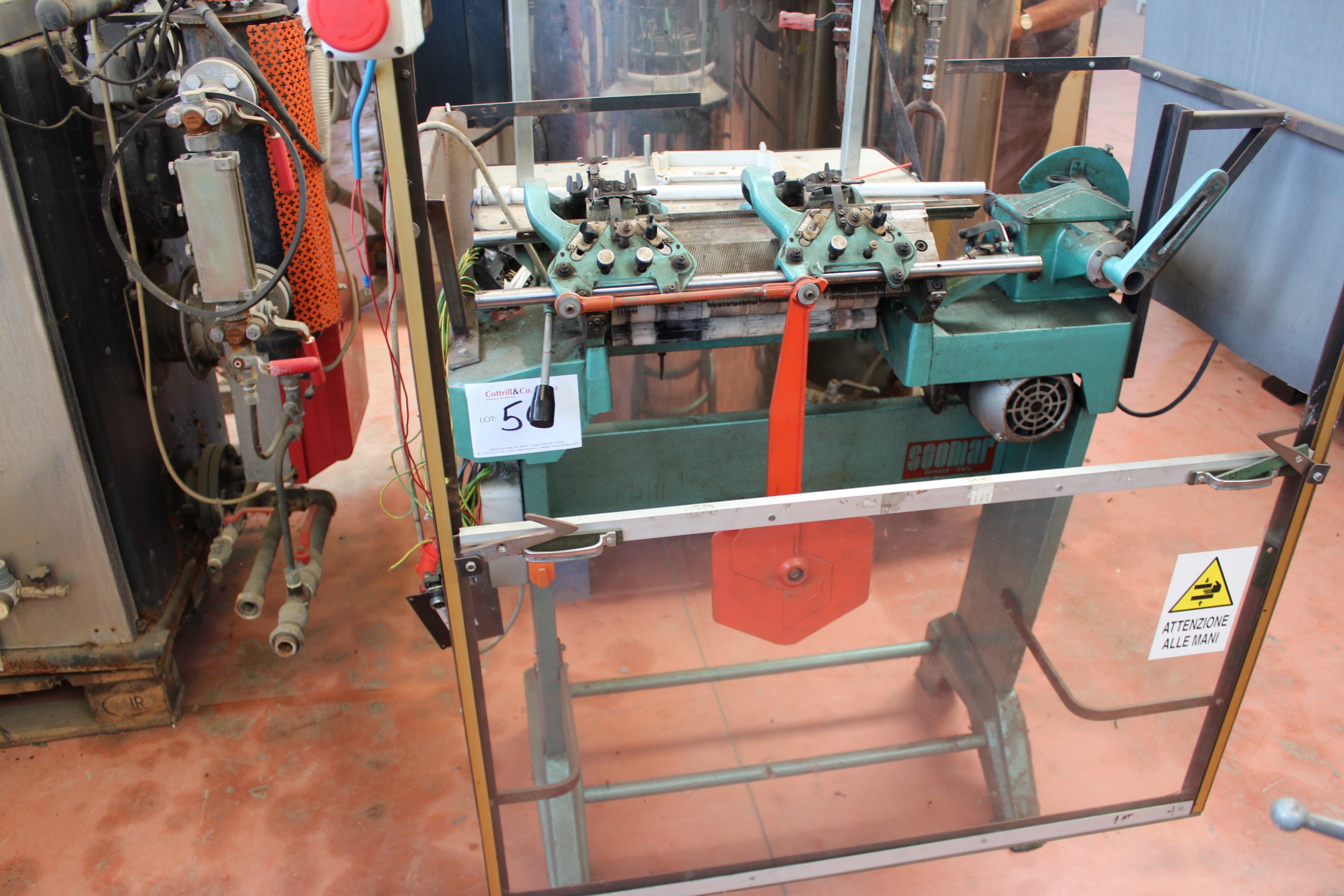 Scomar Flat Knitting Machine