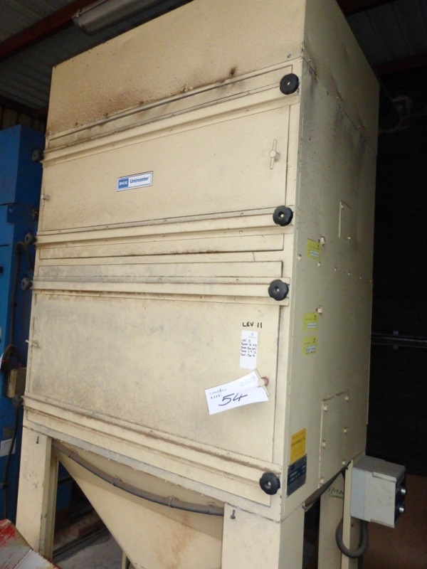 DCE Unimaster 253/G8 Single Cabinet Extractor