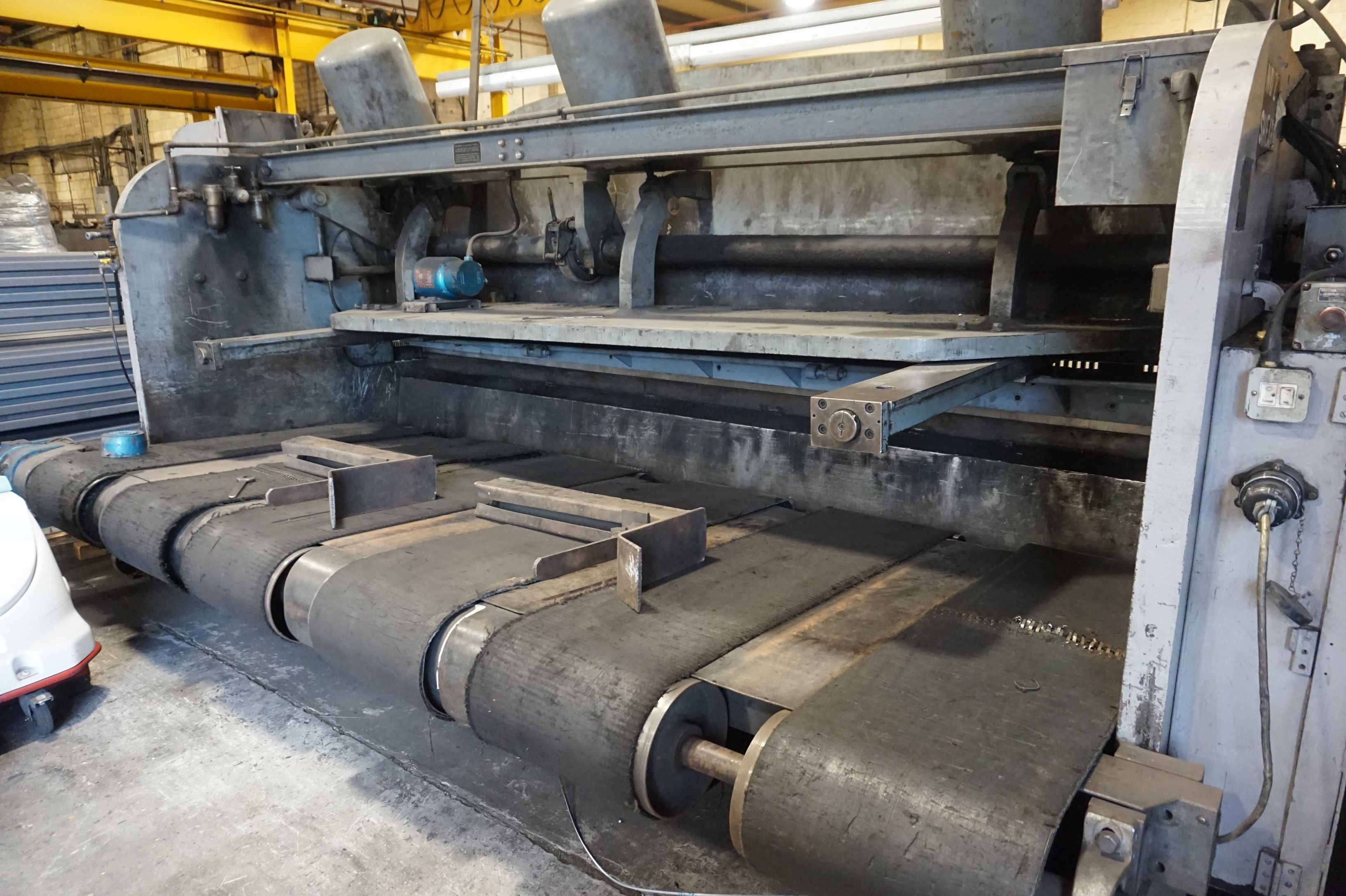 Cincinnati Auto-Shear Guillotine