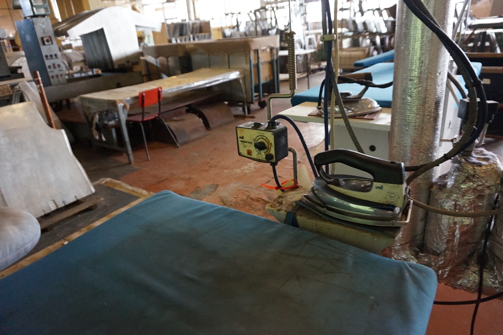 Veit Type 142201 0010 Steam Ironing Table