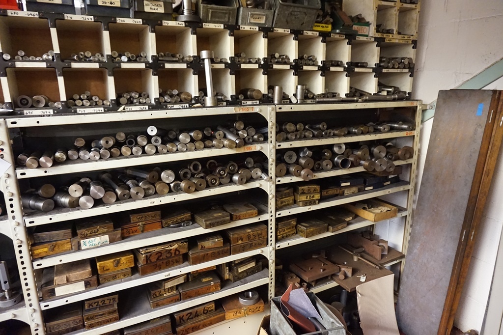 Large Rack, Inspection Gauges, Thread Gauges, Etc