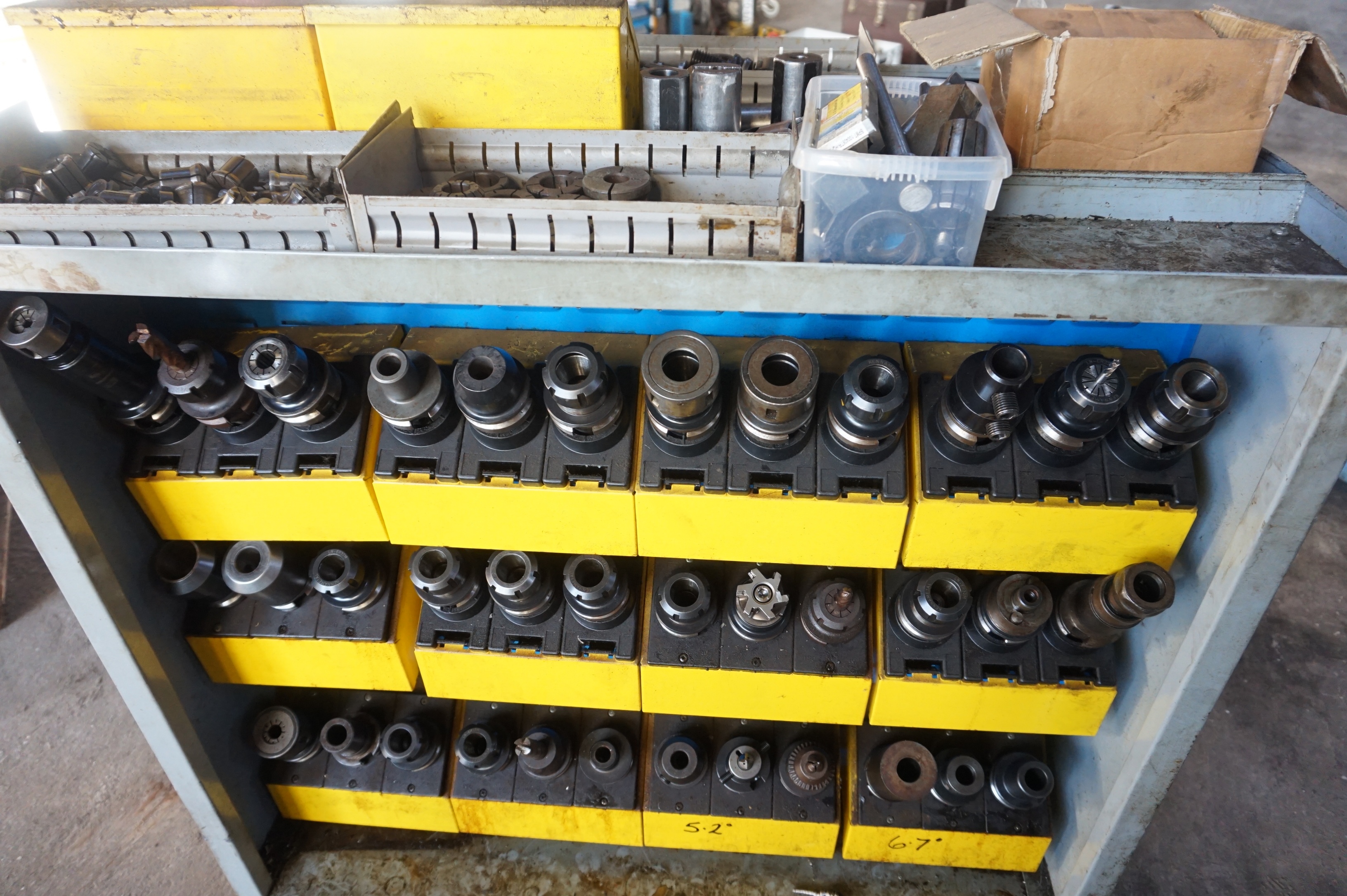 Mobile Tooling Rack with CAT50 & CAT40 Tooling
