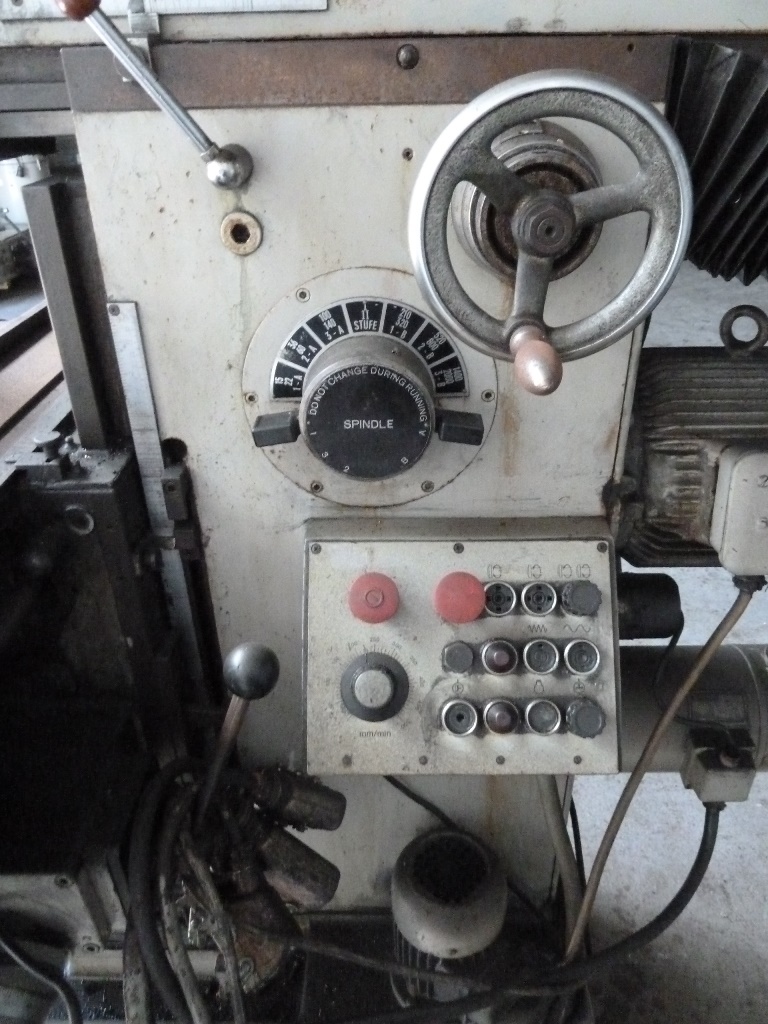 Thiel Duplex 155 Ram Type Horizontal Milling Machine