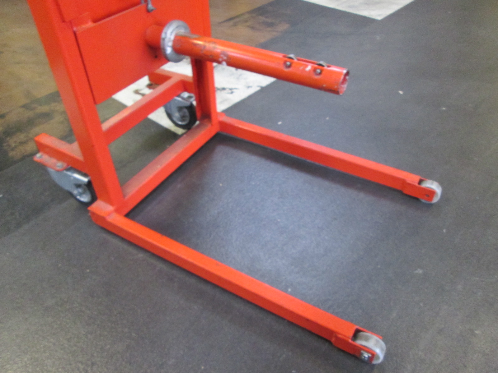 KHS Reel Load Lift Truck