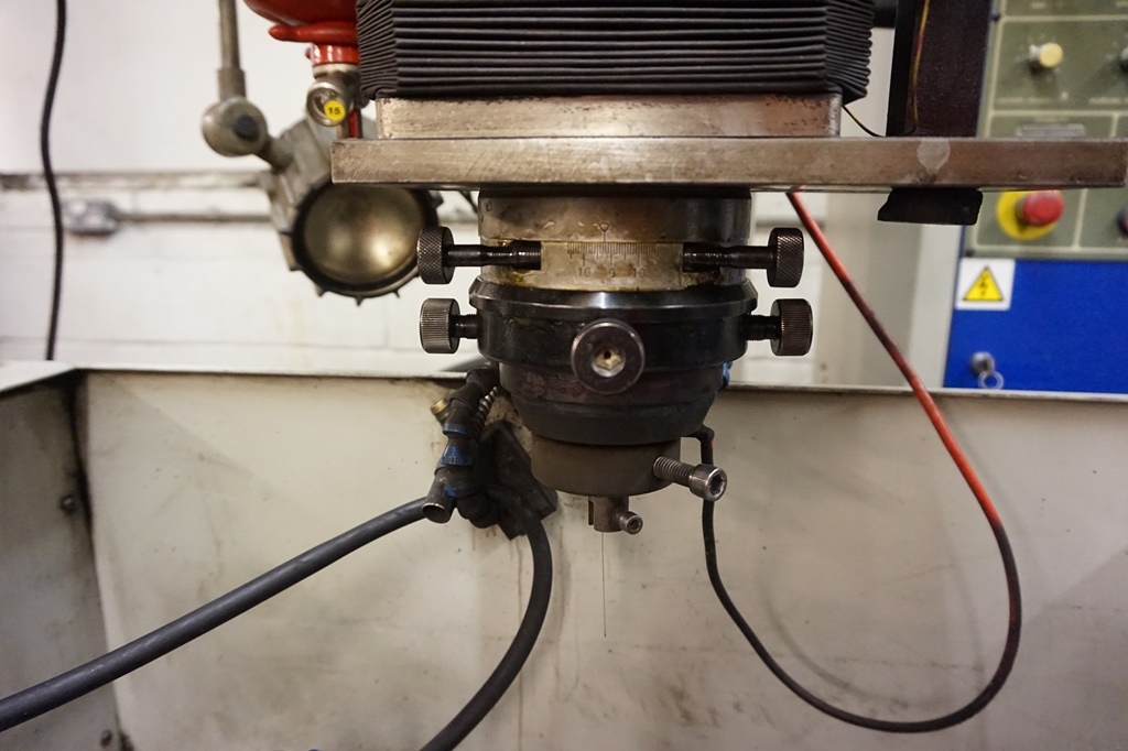 Sparcatron SM25 Die Sink EDM Machine