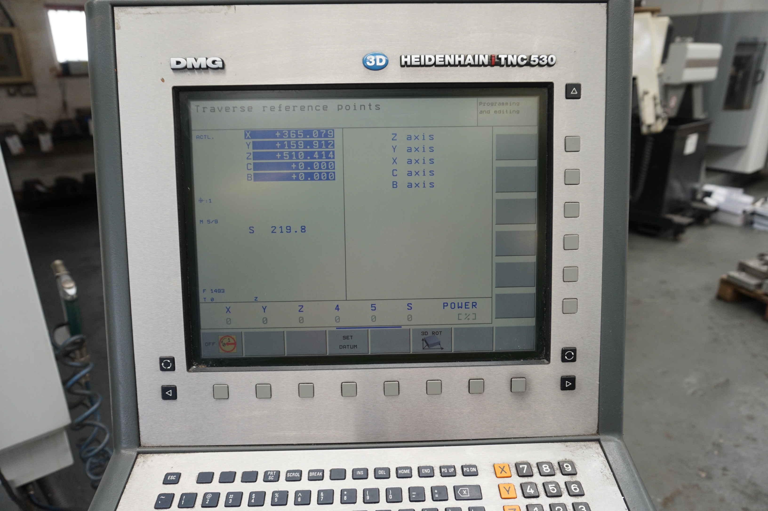 Deckel Maho DMU 70 Evolution 5 Axis Vertical Machining Centre