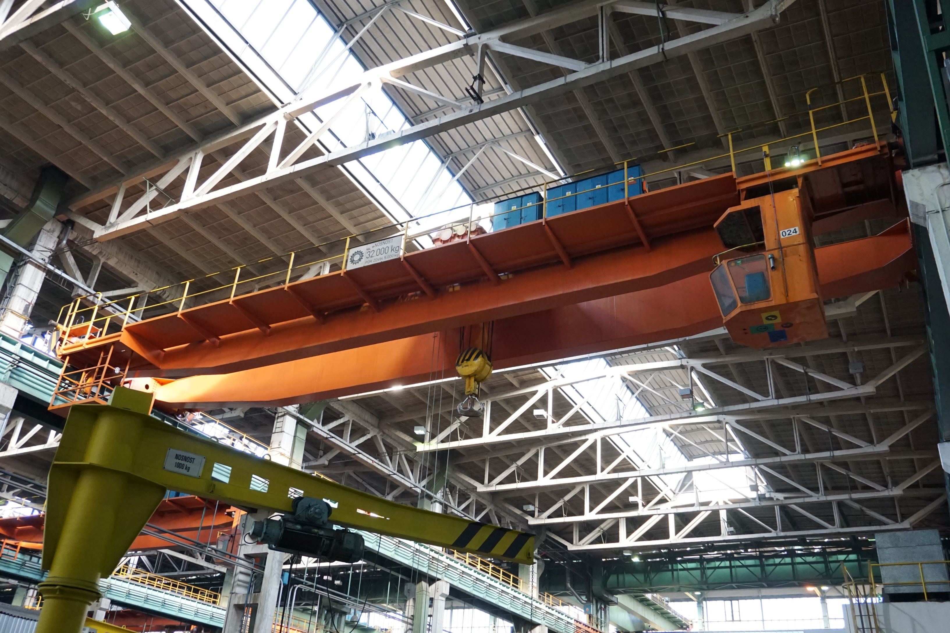 Sub 32,000kg Twin Beam Overhead Travelling Gantry Crane