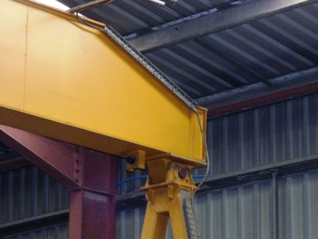 Street Single Girder Portal Frame Crane System