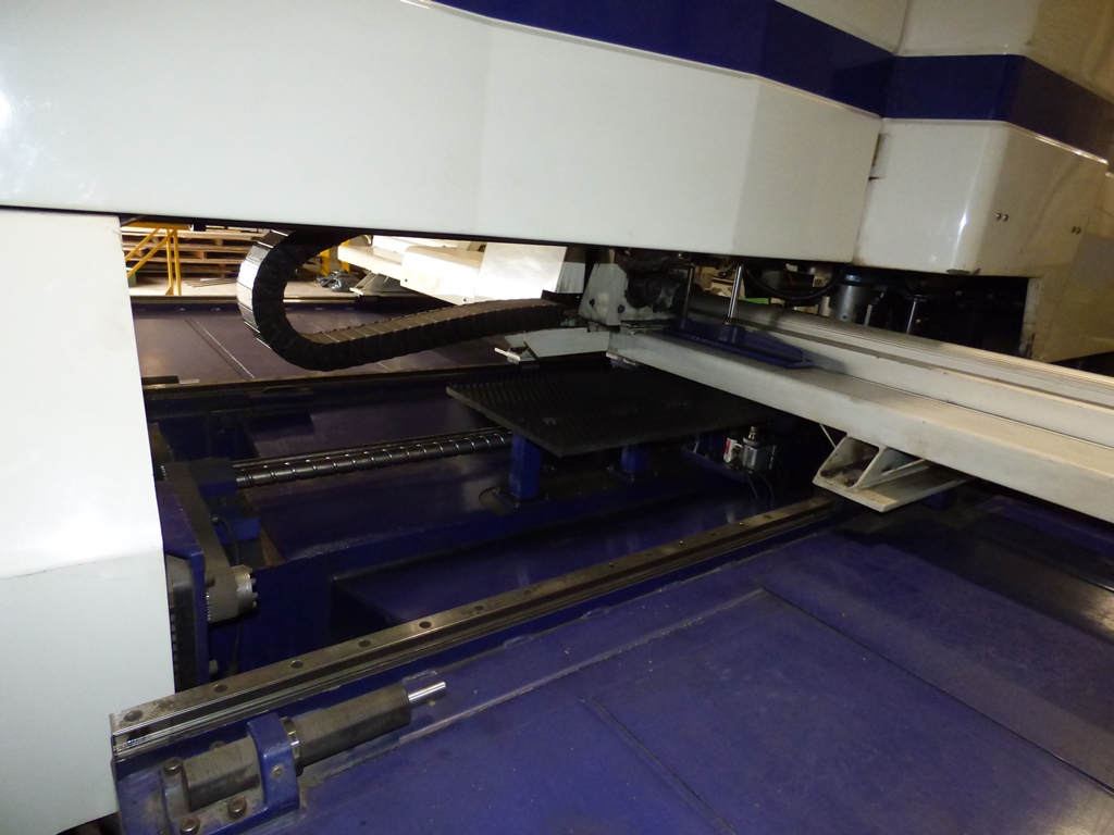 Pullmax Pullmatic 126 Punching Machine