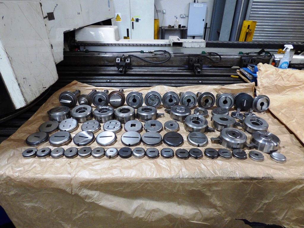 Pullmax Pullmatic 126 Punching Machine